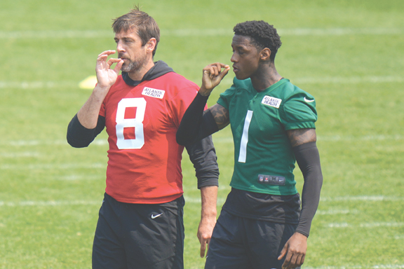 New York Jets, former Green Bay Packers quarterback Aaron Rodgers to ...